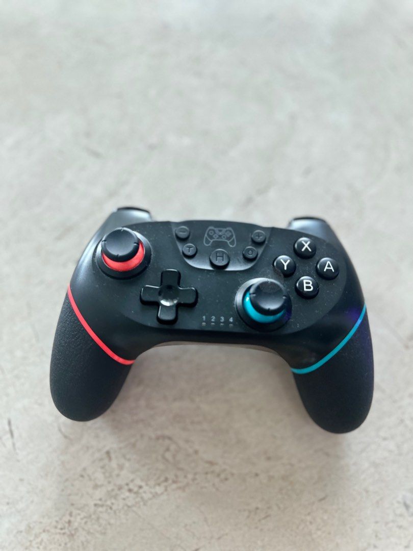 Nintendo switch dock and joystick controller, Video Gaming, Gaming ...