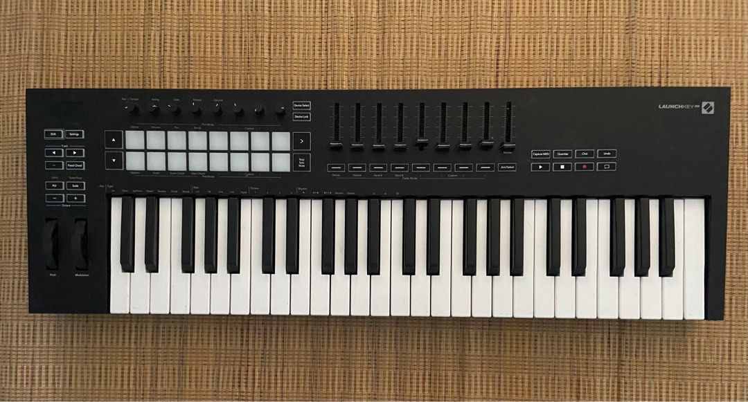 Novation Launchkey 49 MK3 Keyboard Controller on Carousell
