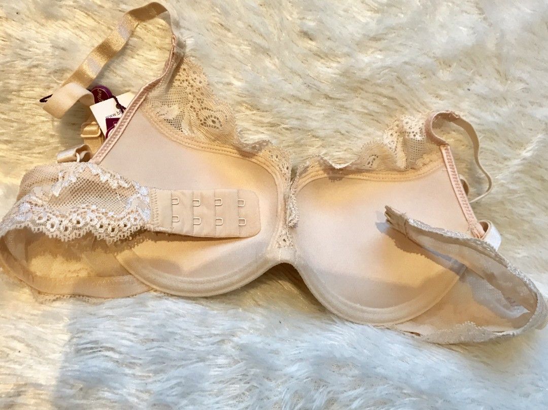 Nude bra 70B, Women's Fashion, New Undergarments & Loungewear on Carousell