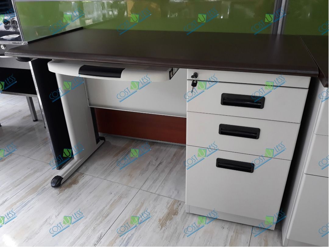 OFFICE TABLE with Keyboard Trade and Drawer, Office Furniture, Computer ...