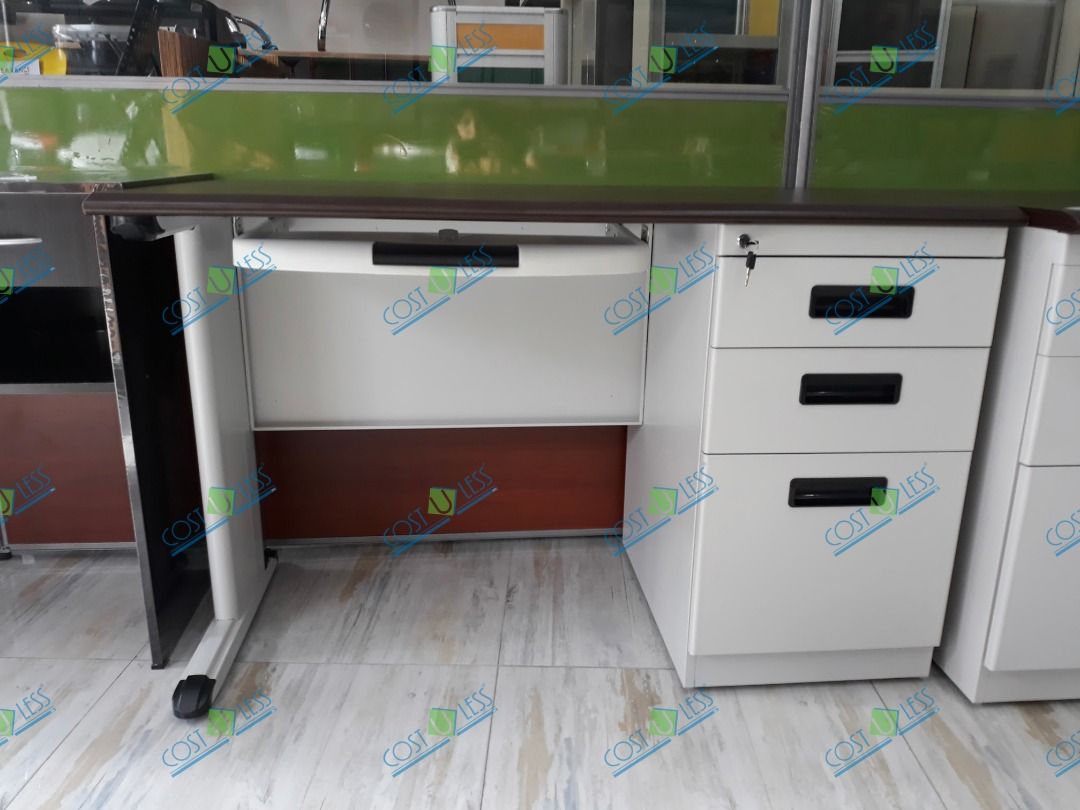 OFFICE TABLE with Keyboard Trade and Drawer, Office Furniture, Computer ...