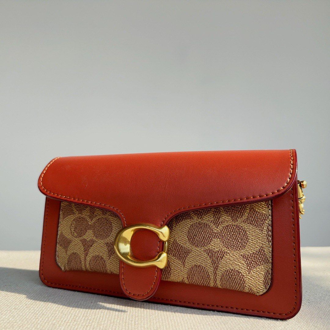 Original coach CE774 tabby mini, Luxury, Bags & Wallets on Carousell