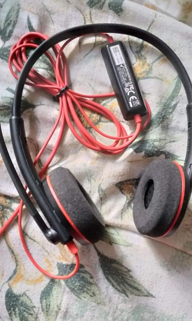 POLY Pantronics Blackwire C3220 USB, Audio, Headphones & Headsets on Carousell