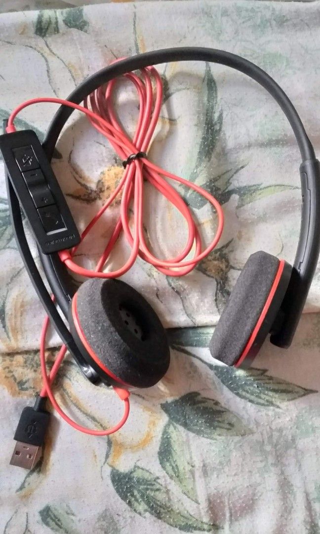 POLY Pantronics Blackwire C3220 USB, Audio, Headphones & Headsets on Carousell
