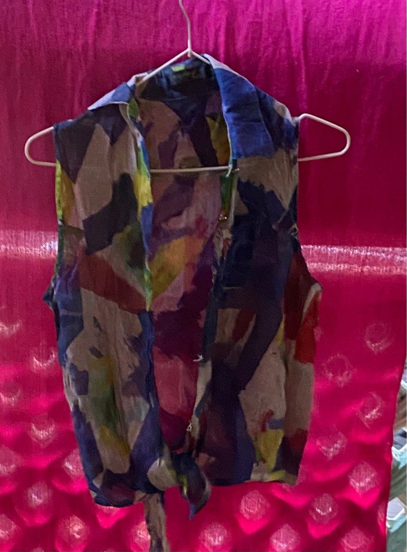 Printed blouse chaleko, Women's Fashion, Tops, Blouses on Carousell