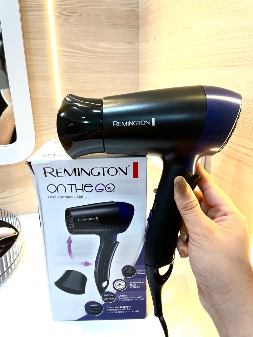 REMINGTON hair dryer, Kesehatan & Kecantikan, Perawatan Rambut di Carousell