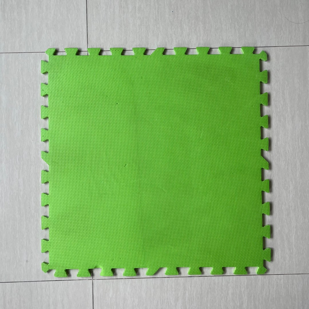rubber mat (60cm x 60cm) on Carousell