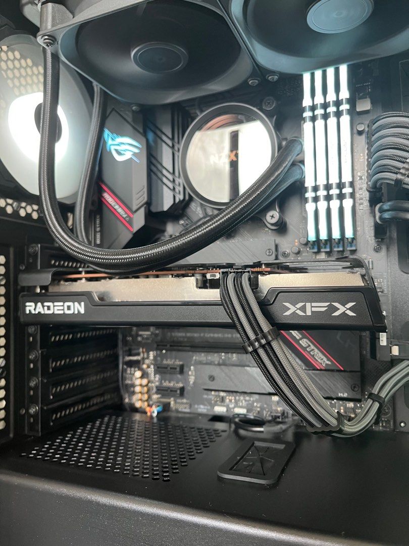 RX6600 (WARRANTY ACTIVE) XFX Speedster Swift 210 RX 6600 - Great for ...