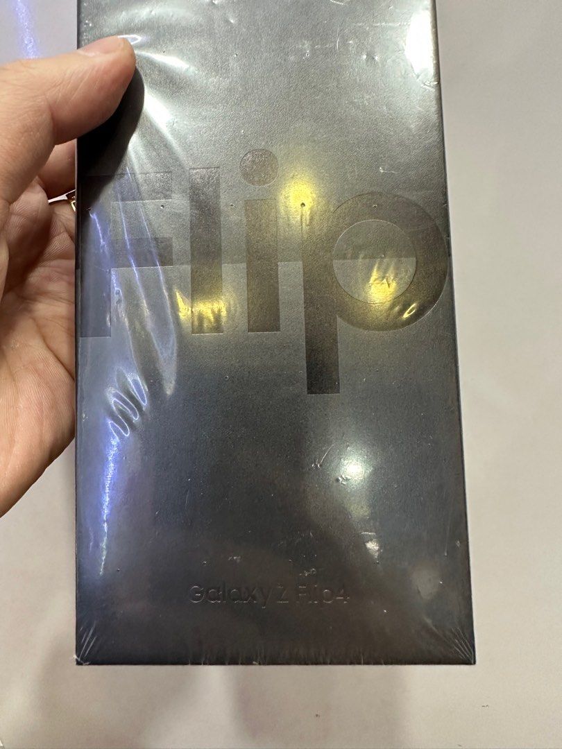 Samsung Zflip 4 128Gb 5G, Mobile Phones & Gadgets, Mobile Phones ...