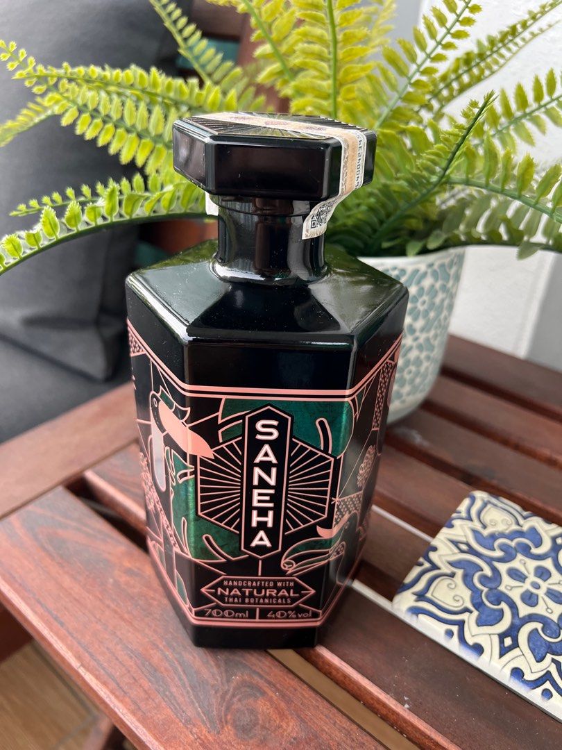 Saneha Thai gin 700ml, Food & Drinks, Beverages on Carousell
