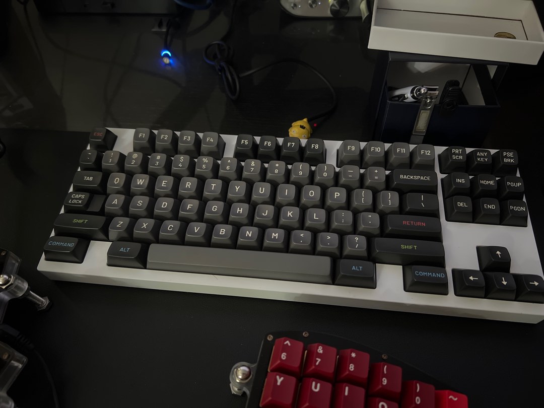 Scarlet TKL - E-White WKL (Barebones), Computers & Tech, Parts & Accessories, Computer Keyboard ...