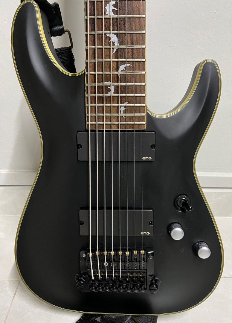 Schecter 8 string electric guitar, Hobbies & Toys, Music & Media ...