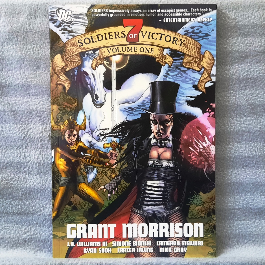 Seven Soldiers of Victory TPB #1 1st Print (DC Comics) Grant Morrison, JH Williams III, Simone ...