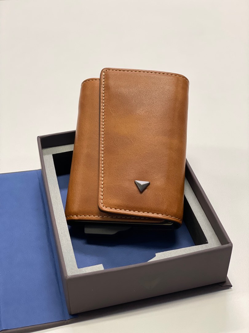 Skyborne Trigger Plus, Men's Fashion, Watches & Accessories, Wallets ...