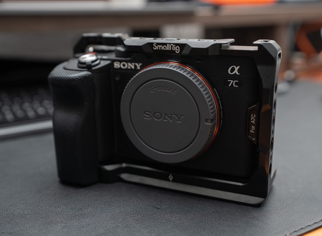 Sony A7C Body + Smallrig Cage, Photography, Cameras on Carousell