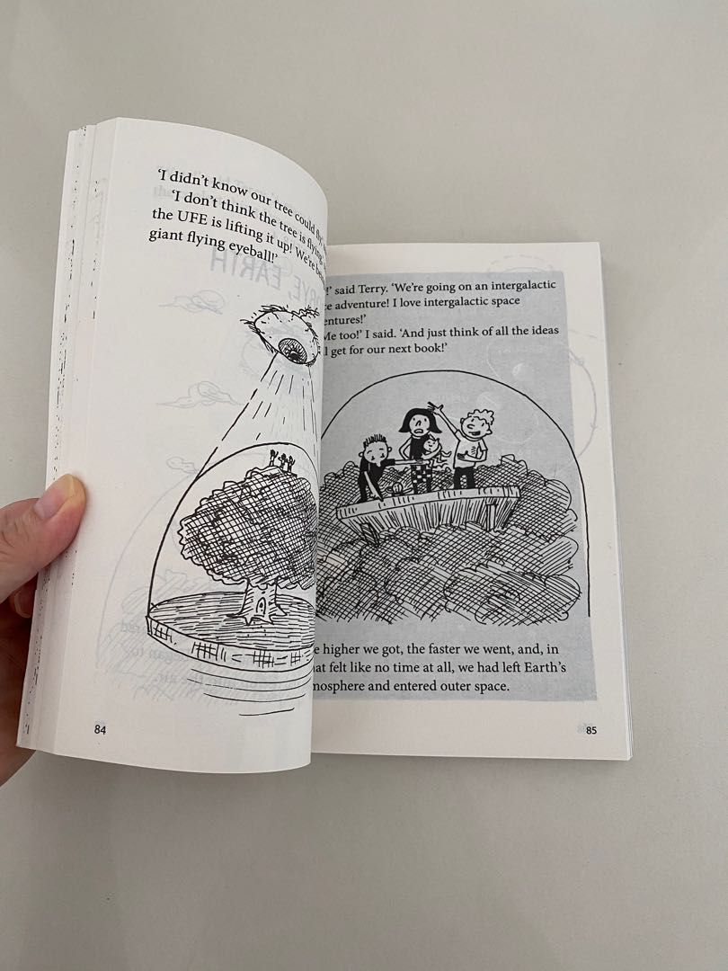 The 130-STORY TREEHOUSE, Hobbies & Toys, Books & Magazines, Children's ...