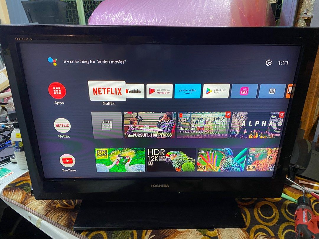 Toshiba LCD 32 inch, TV & Home Appliances, TV & Entertainment, TV on ...