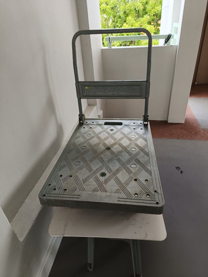 Toyogo trolley 300kg, Everything Else on Carousell