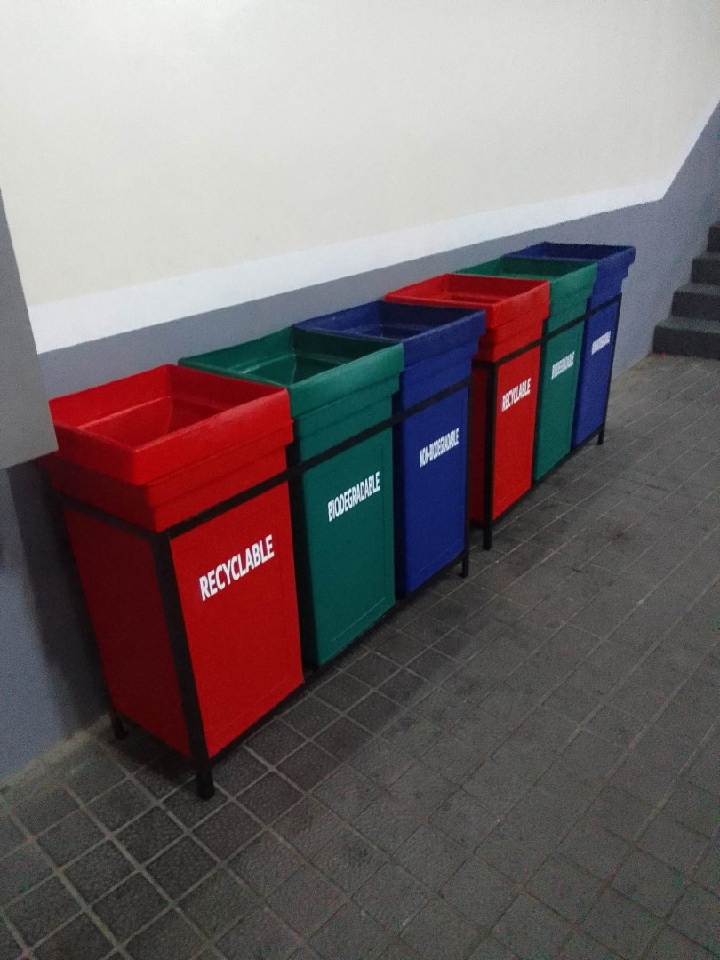 waste master bin, Furniture & Home Living, Cleaning & Homecare Supplies ...