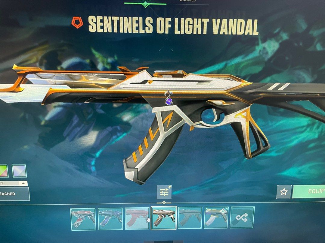 WTS Valorant account w RGX Blade WaveForm, Video Gaming, Gaming ...