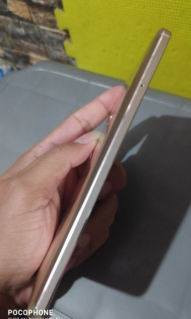 XIAOMI REDMI 5S PLUS on Carousell