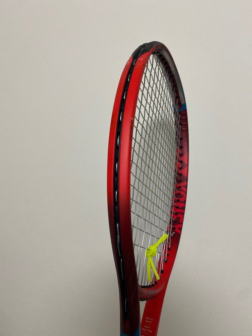 Yonex Vcore 100 L1, Sports Equipment, Sports & Games, Racket & Ball ...