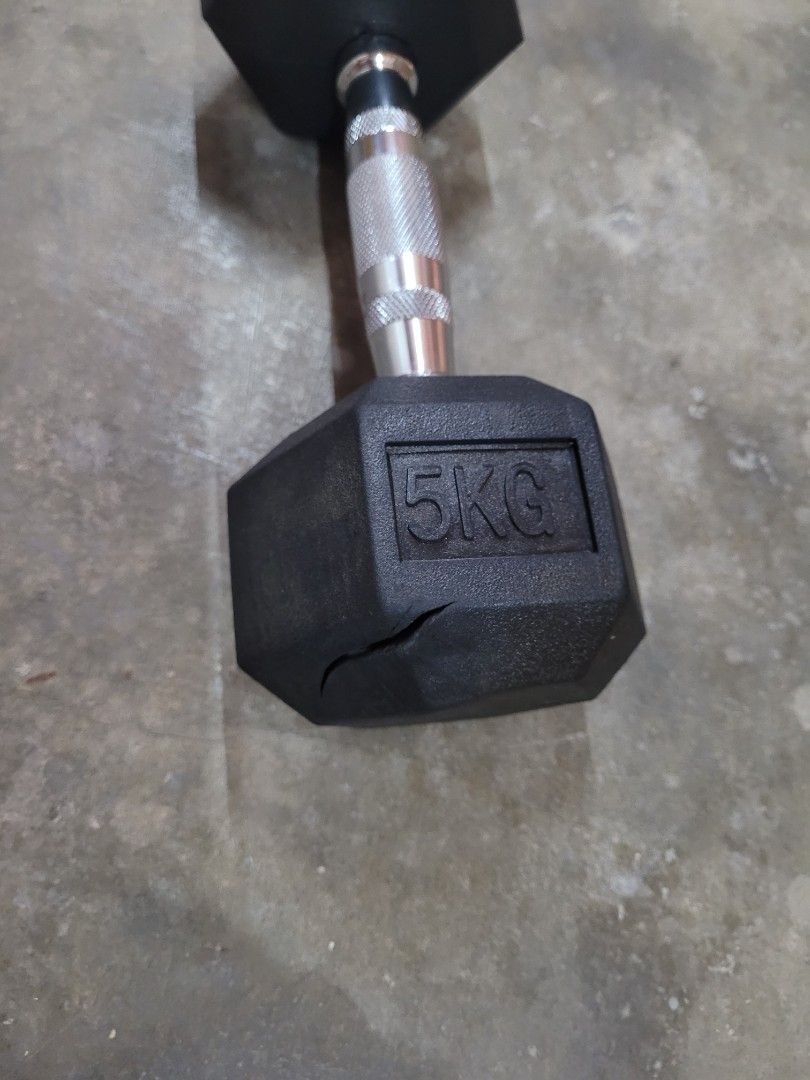 5kg x 1 unit Hexagon Dumbbell (Defects), Sports Equipment, Exercise & Fitness, Weights ...