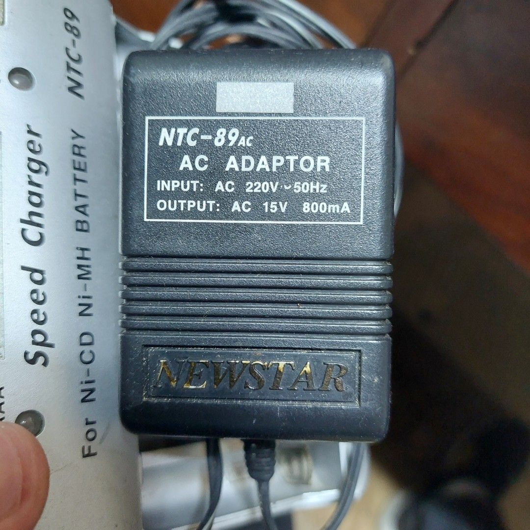AC adaptor 15v 800mA for Newstar AA and AAA niMH battery charger or any ...