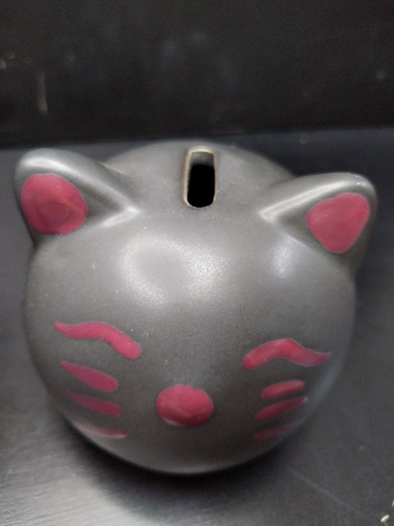 Adorable Japanese ceramic fat cat coin box., Furniture & Home Living ...