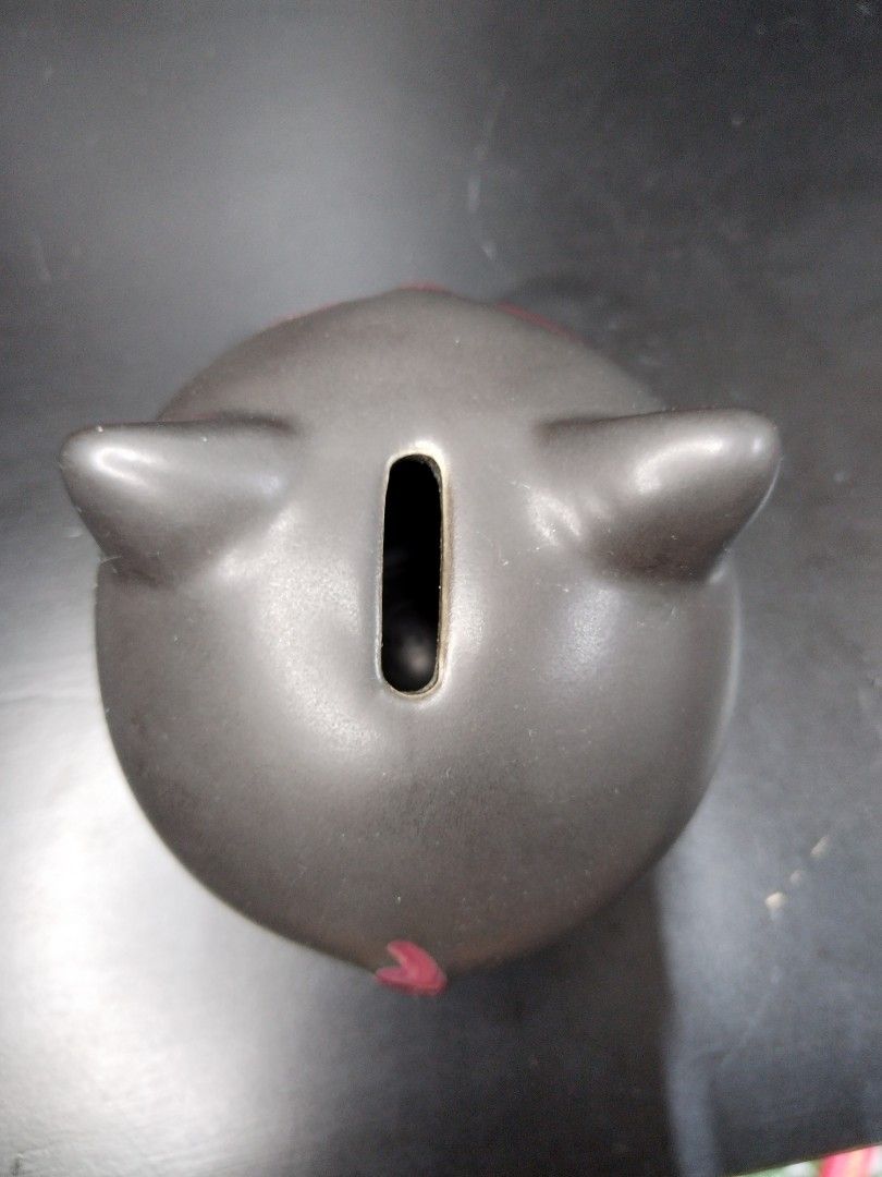 Adorable Japanese ceramic fat cat coin box., Furniture & Home Living ...
