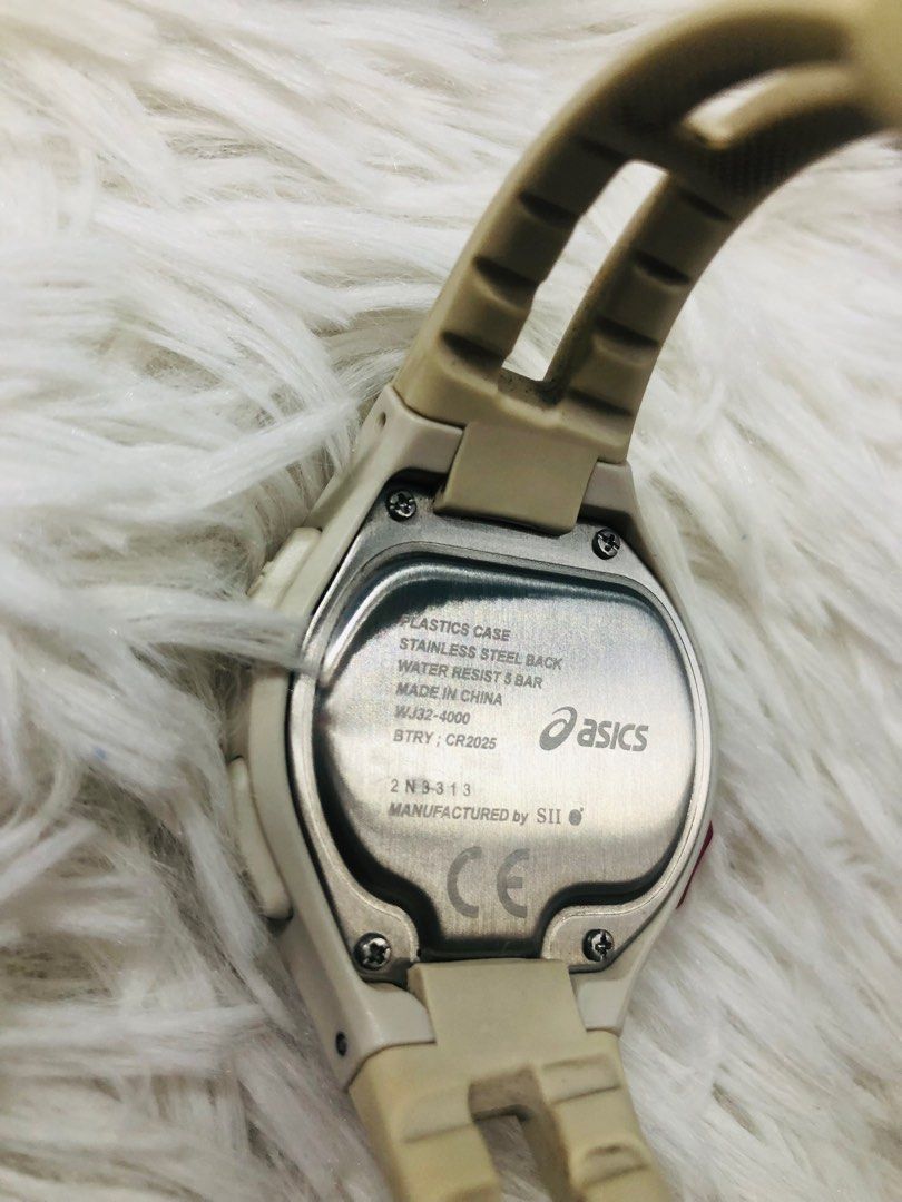 Asics watch running watch WJ32-4000, Luxury, Watches on Carousell
