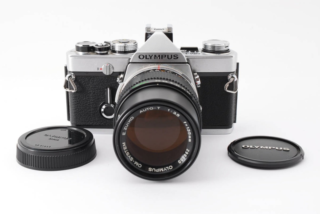 [BMC] Olympus OM-1 MD Silver (w/ Shoe) + E.Zuiko Auto-T 135mm F3.5 35mm Film SLR Bundle (used ...