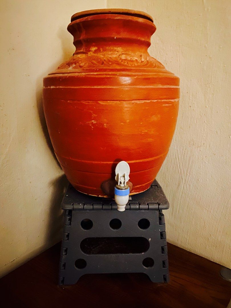 Clay Water Pot (Naturally alkalize water), Furniture & Home Living ...