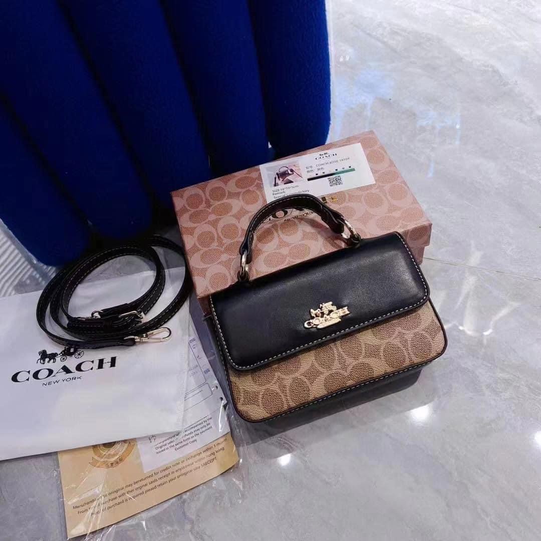 Coach (2), Women's Fashion, Bags & Wallets, Clutches on Carousell
