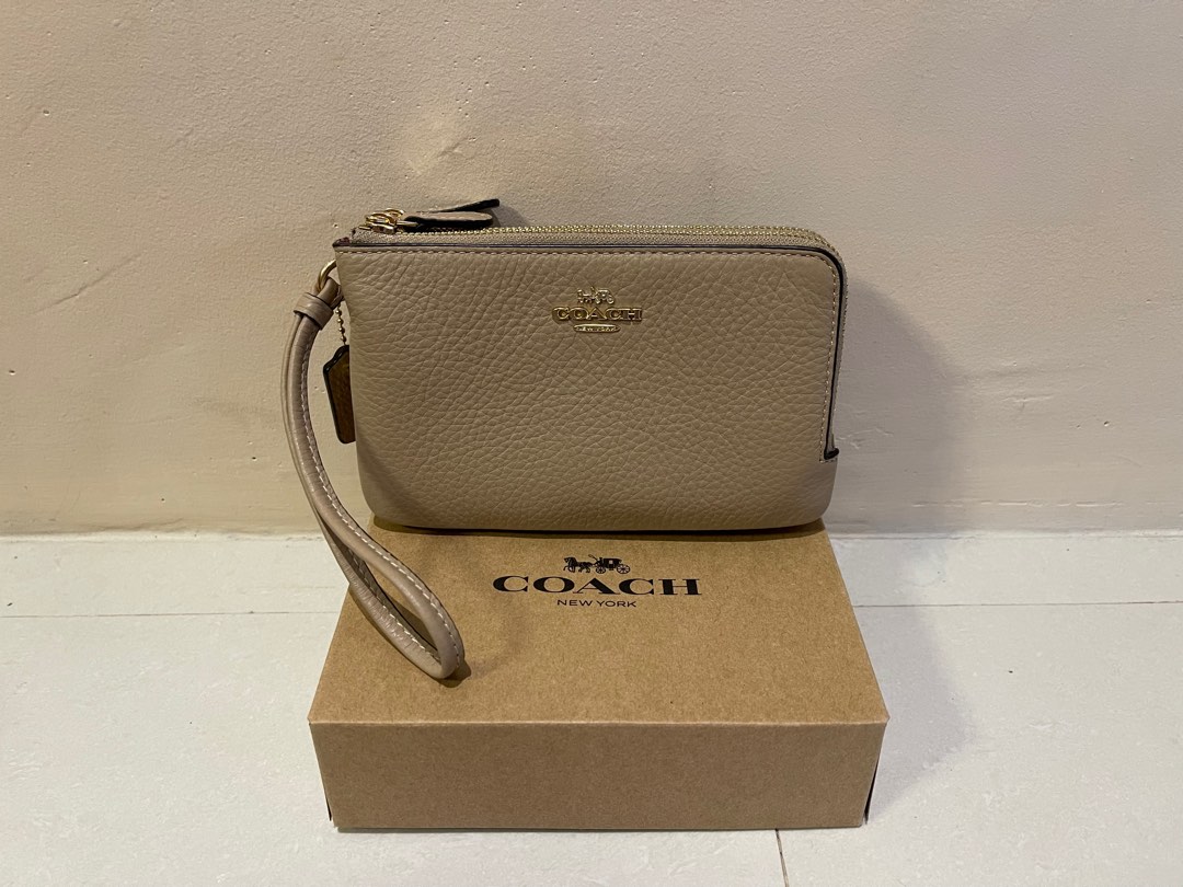 Coach Pouch, Luxury, Bags & Wallets on Carousell