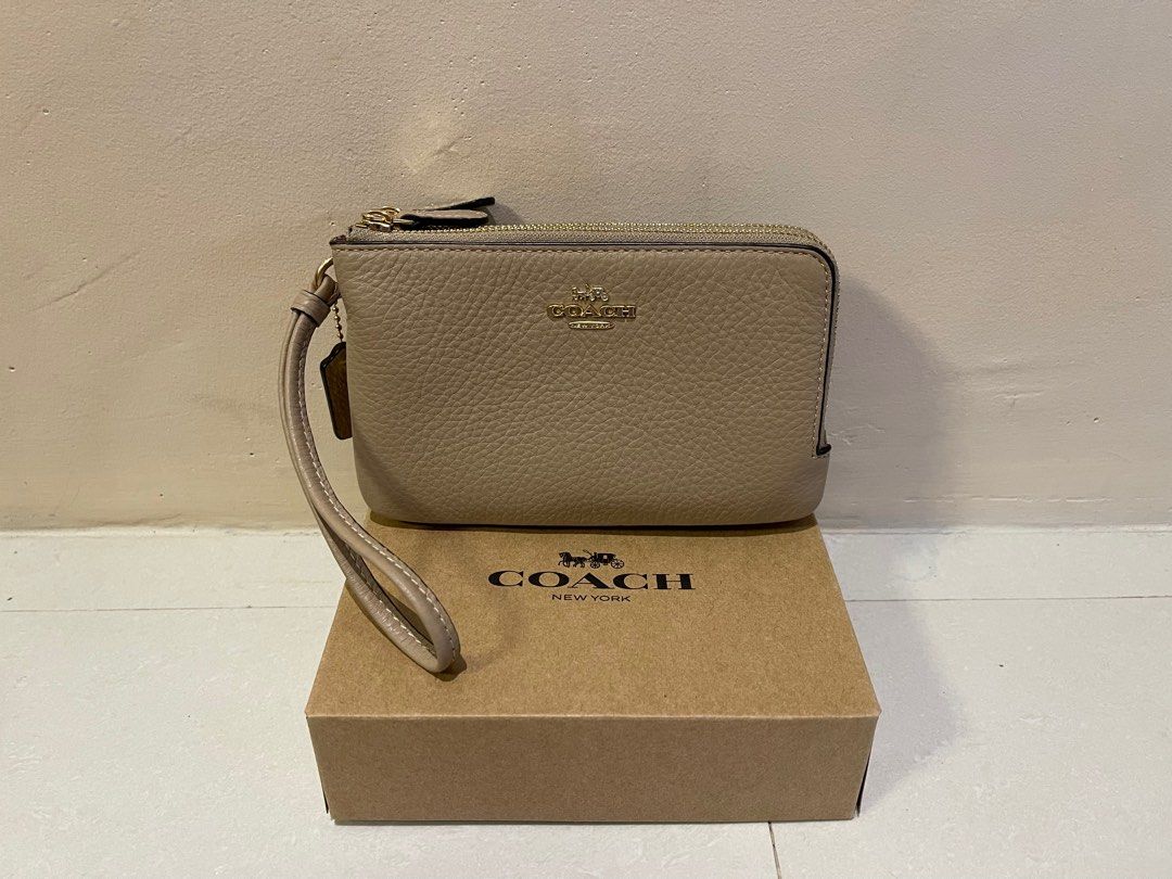 Coach Pouch, Luxury, Bags & Wallets on Carousell
