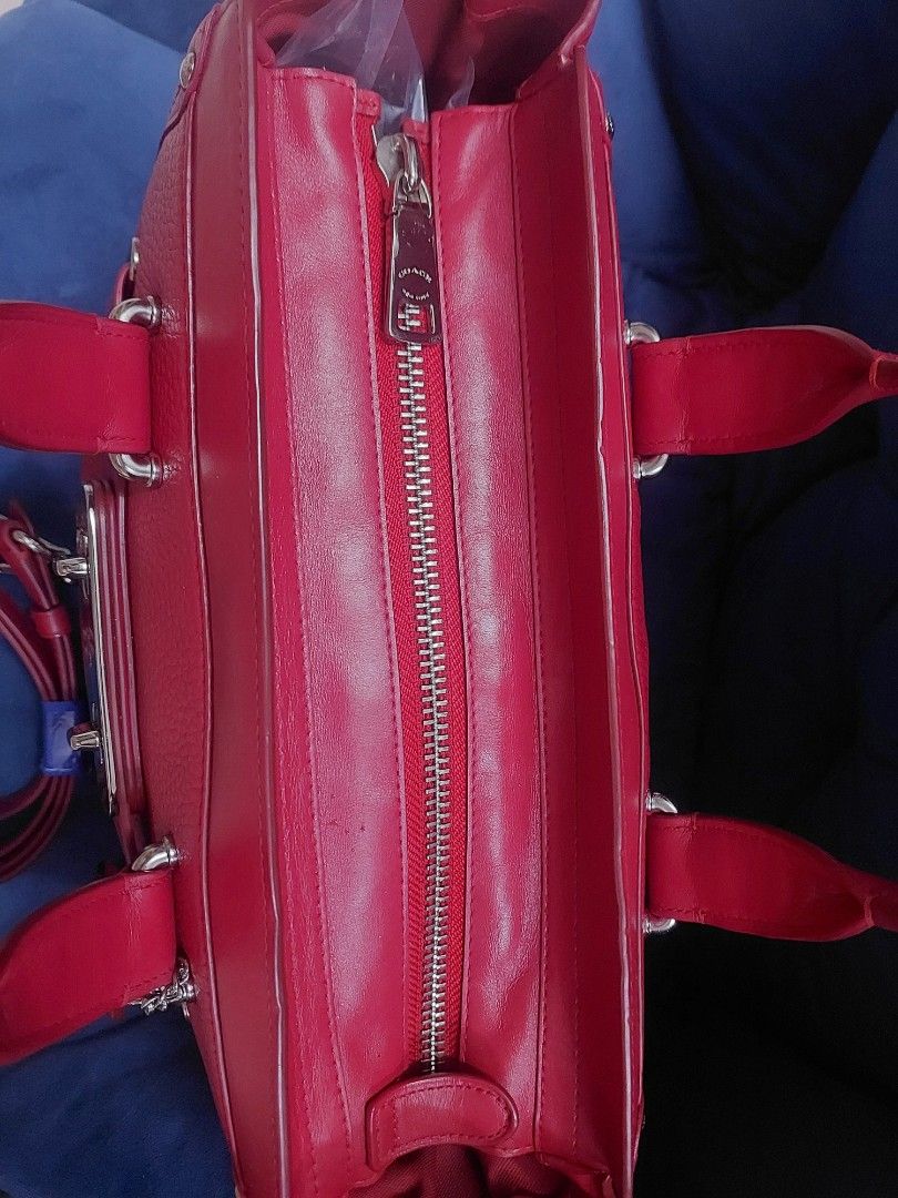 Coach swagger 27, Women's Fashion, Bags & Wallets, Shoulder Bags on ...