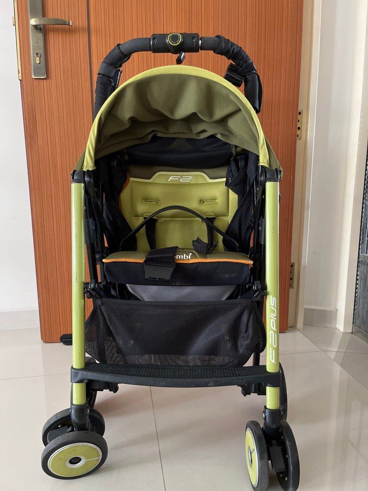 Combi F2 plus stroller . Light weight and one push folding., Babies ...