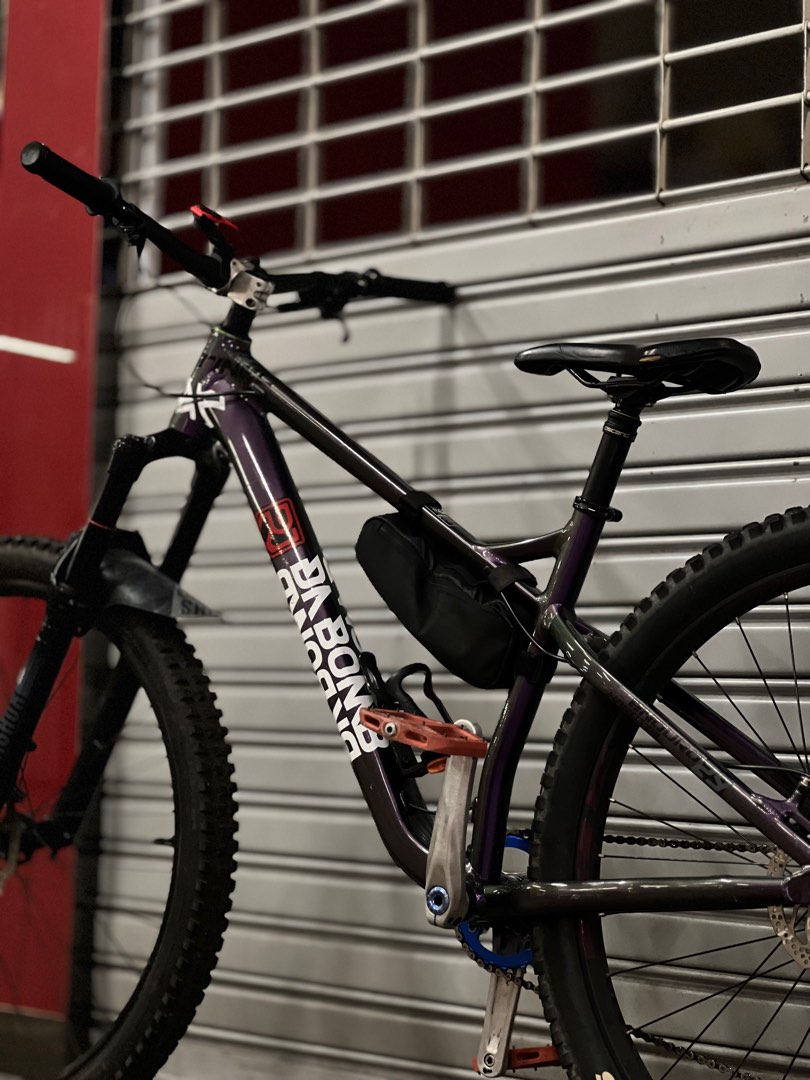 Da Bomb sentinel 2022 Chameleon (Full Bike!!), Sports Equipment ...