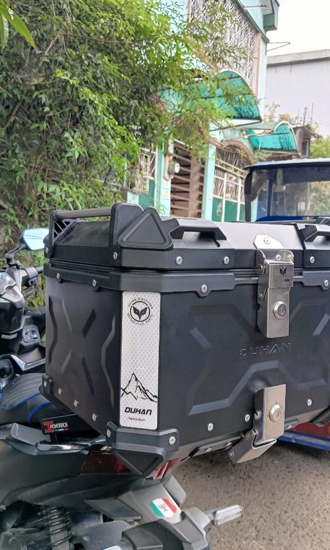 DC monorack (bended) + Duhan 3X black alloy box with back rest ...