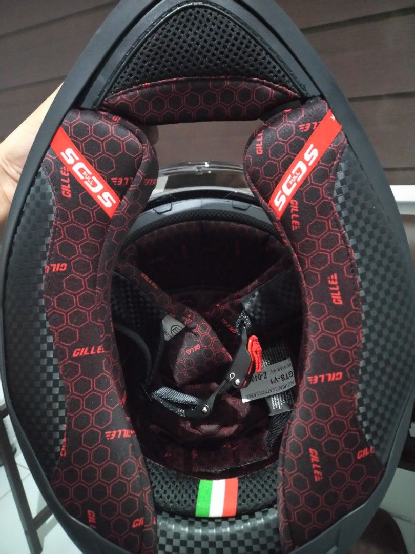 GILLE HELMET GTS V1 FULL FACED MEDIUM, Motorbikes, Motorbike Parts & Accessories, Helmets and ...