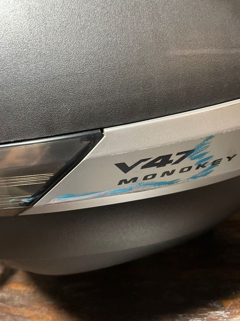 Givi Box V47 Monokey + Base plate, Motorcycles, Motorcycle Accessories ...