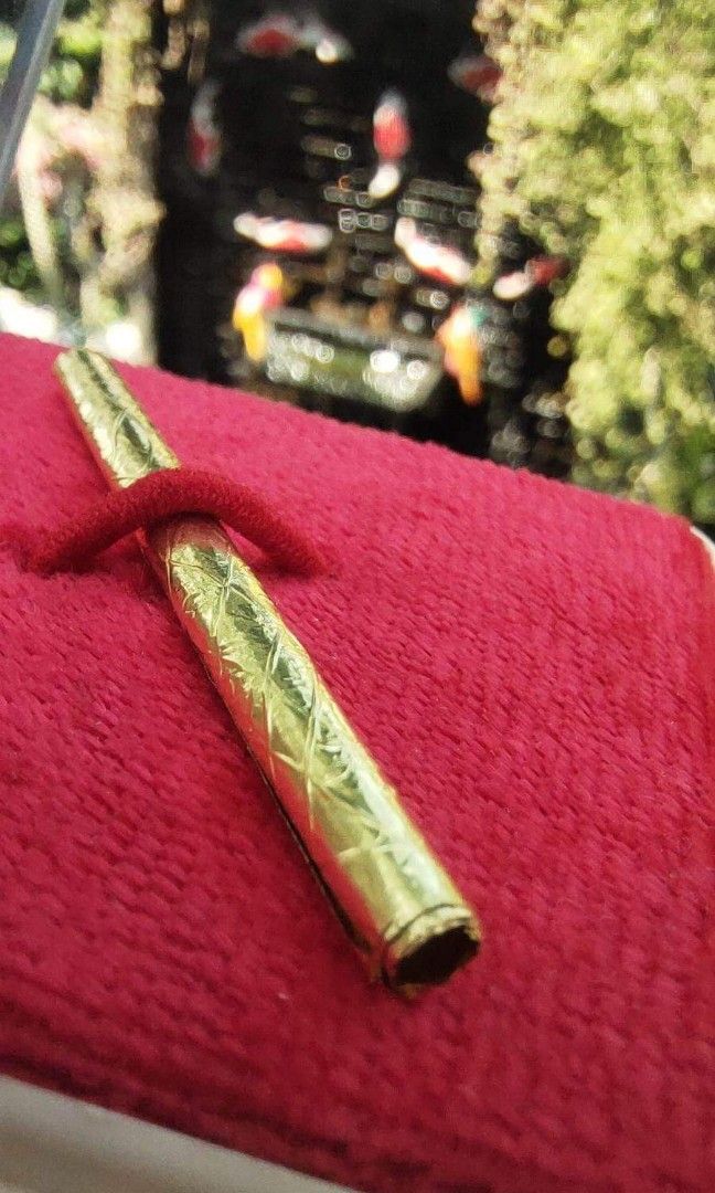 Gold takrut Yant Kropetch by Maha Penneung, Hobbies & Toys, Memorabilia ...