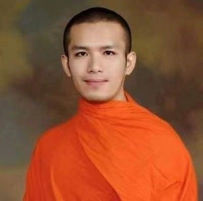 Gold takrut Yant Kropetch by Maha Penneung, Hobbies & Toys, Memorabilia ...