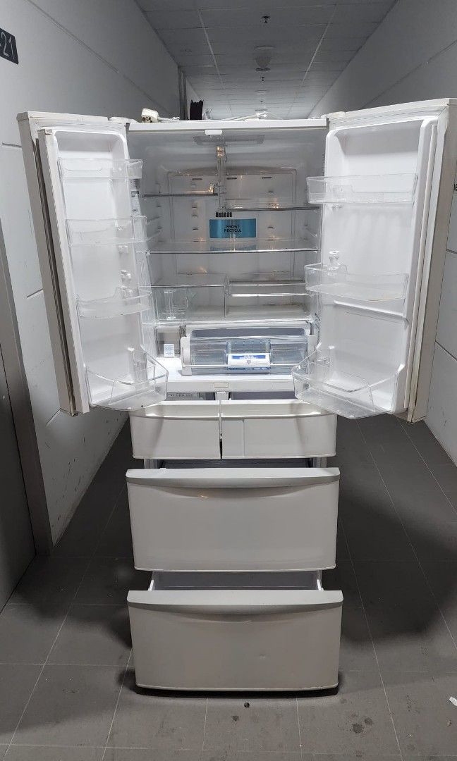 Hitachi Fridge, made in Japan., TV & Home Appliances, Kitchen ...