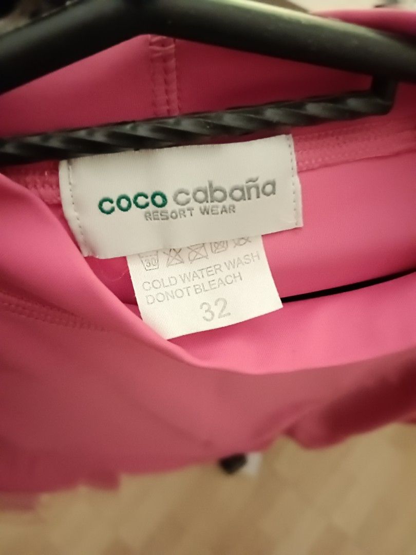 Hot pink rash guard on Carousell