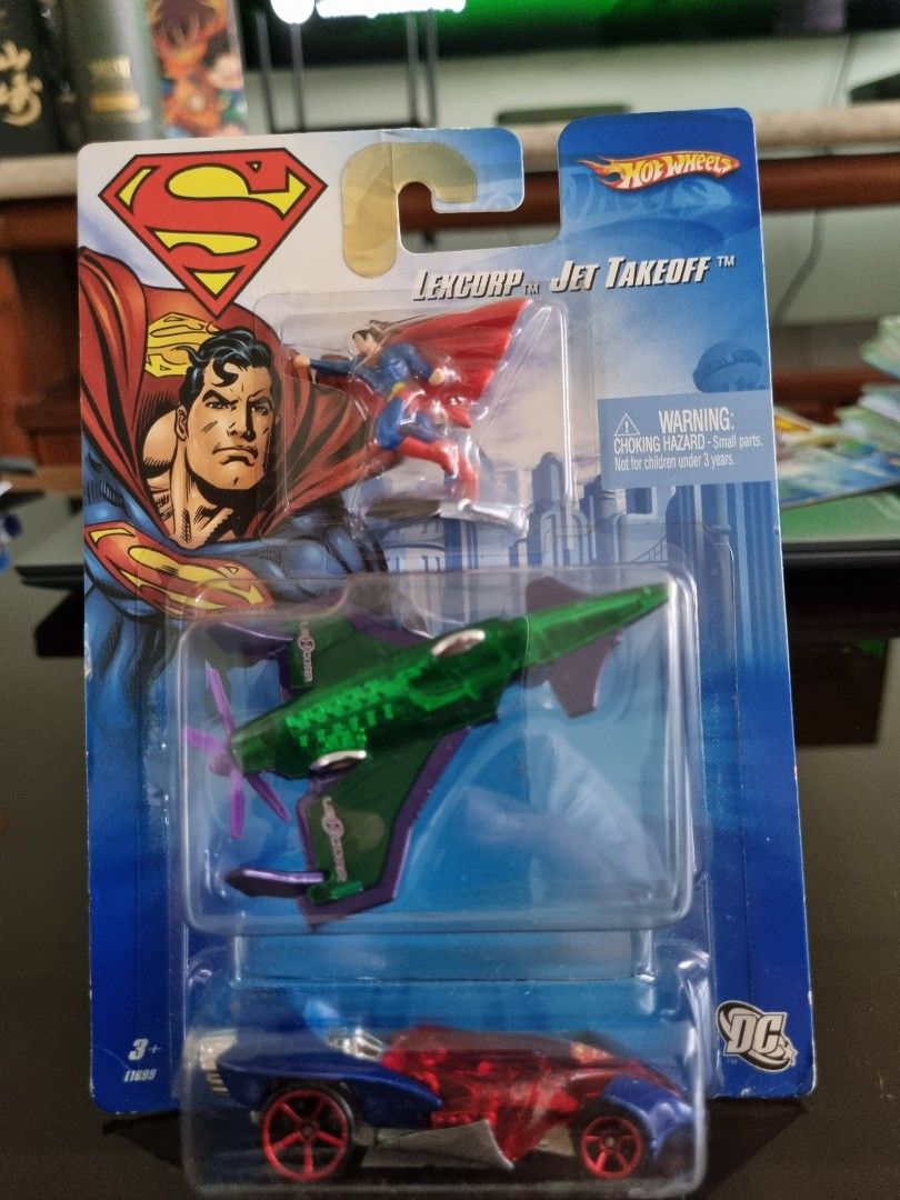 Hot Wheels Superman 2-Pack, Hobbies & Toys, Toys & Games on Carousell