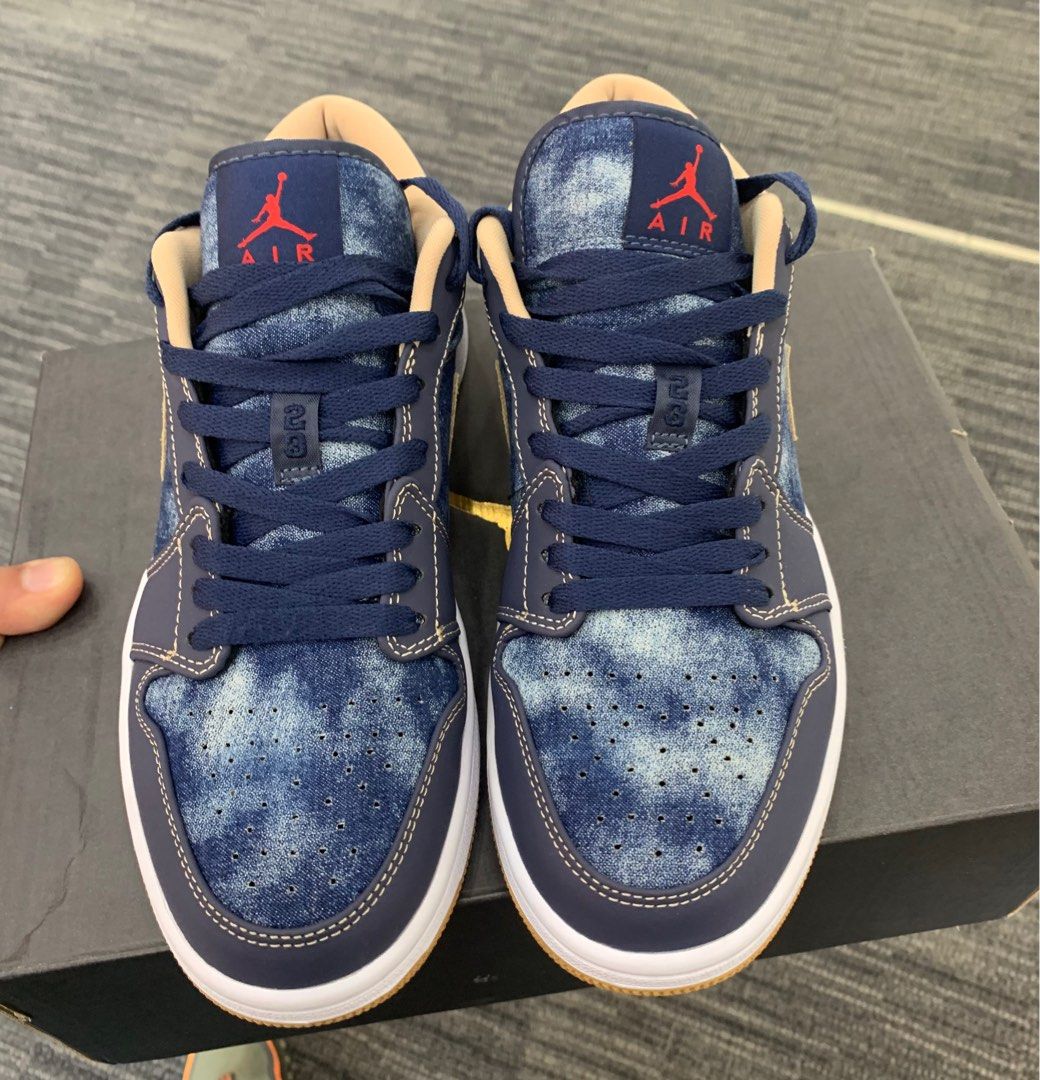 Air Jordan 1 Low Denim SE, Men's Fashion, Footwear, Sneakers on Carousell