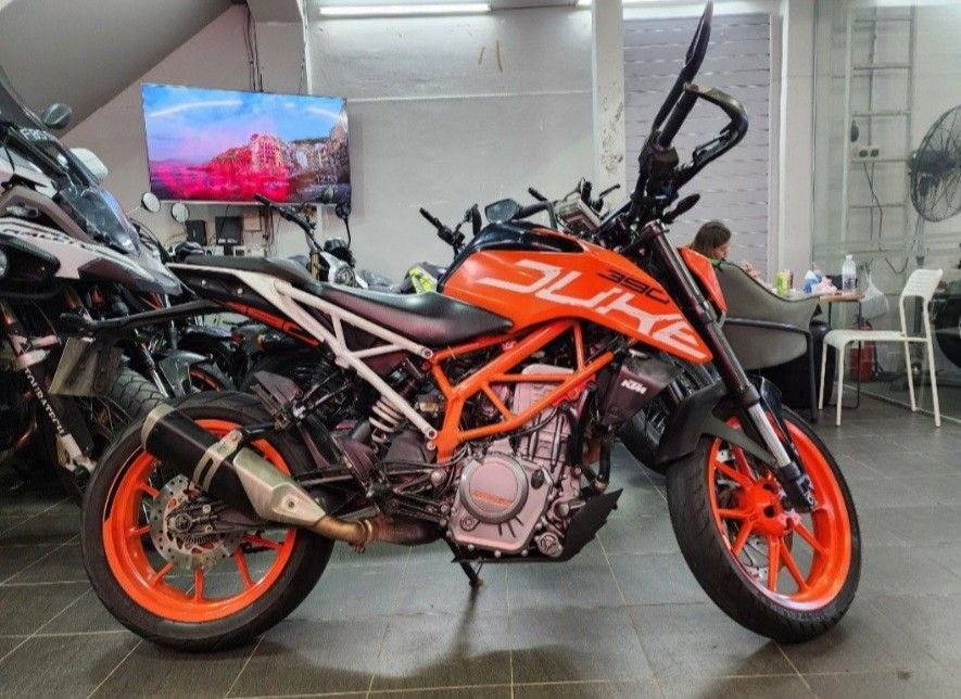 KTM 390 DUKE, Motorcycles, Motorcycles for Sale, Class 2A on Carousell