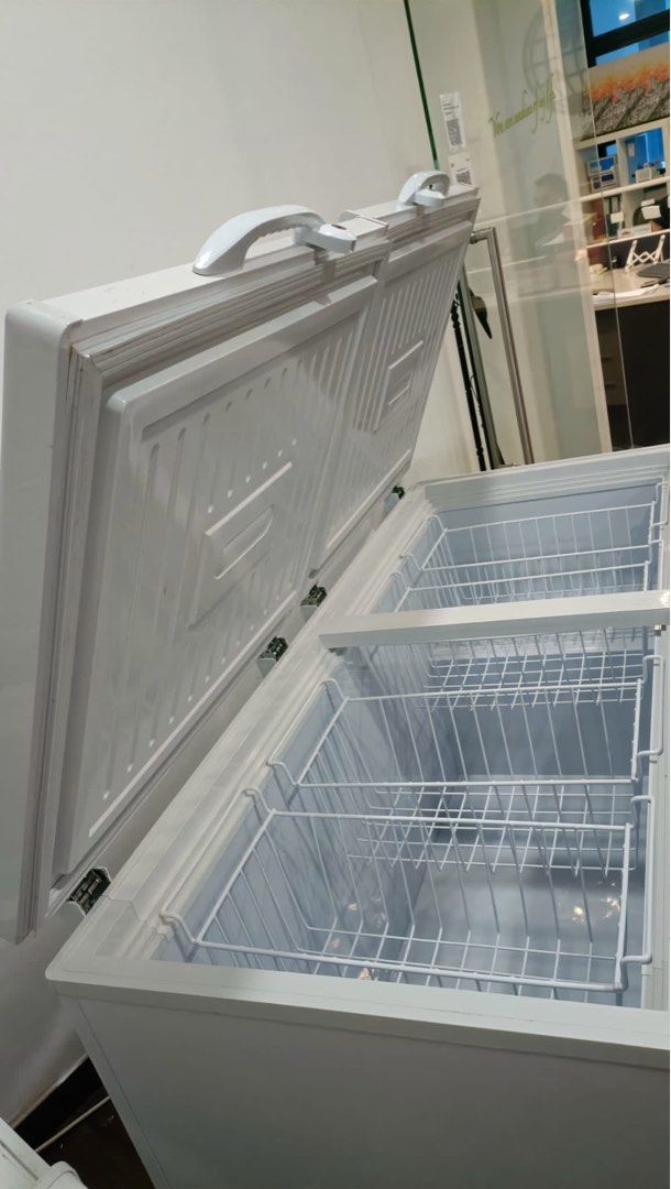 Large Freezer 2 Door (free delivery!), TV & Home Appliances, Kitchen ...